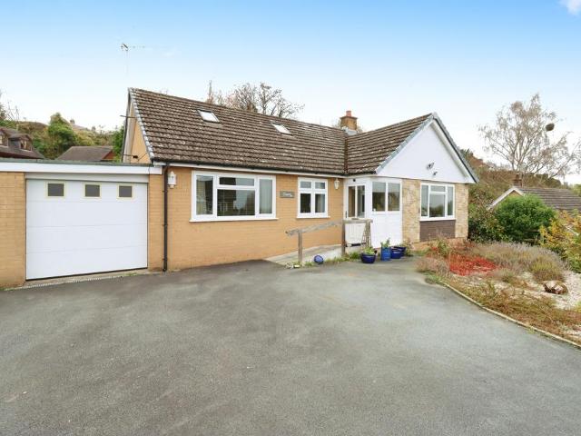 4 bedroom bungalow for sale