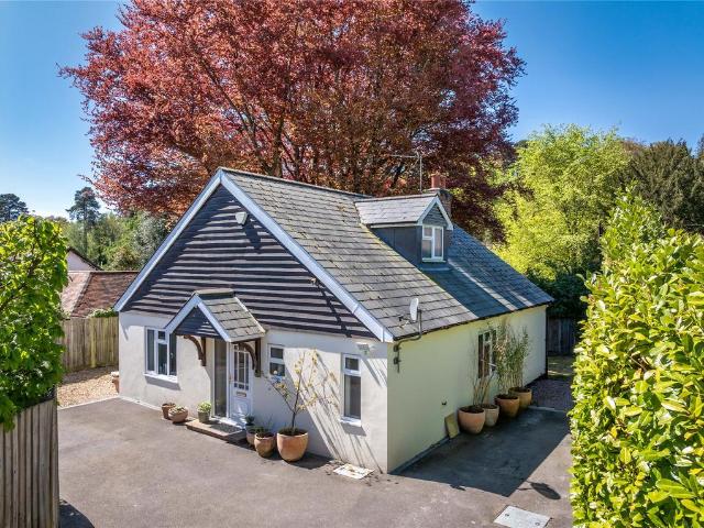 4 bedroom bungalow for sale