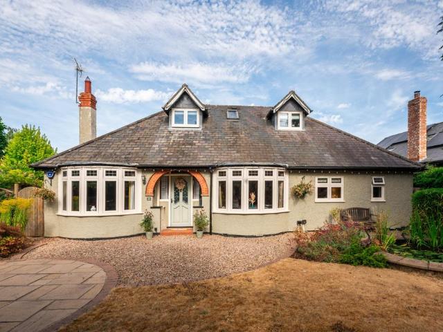4 bedroom bungalow for sale