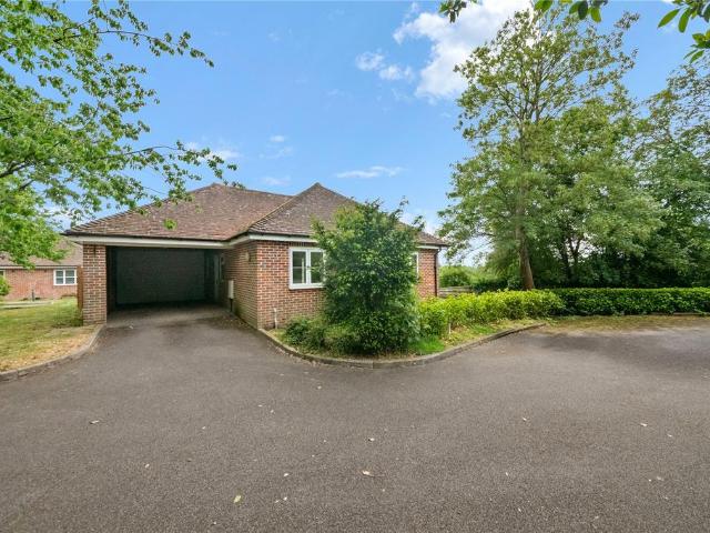 4 bedroom bungalow for sale