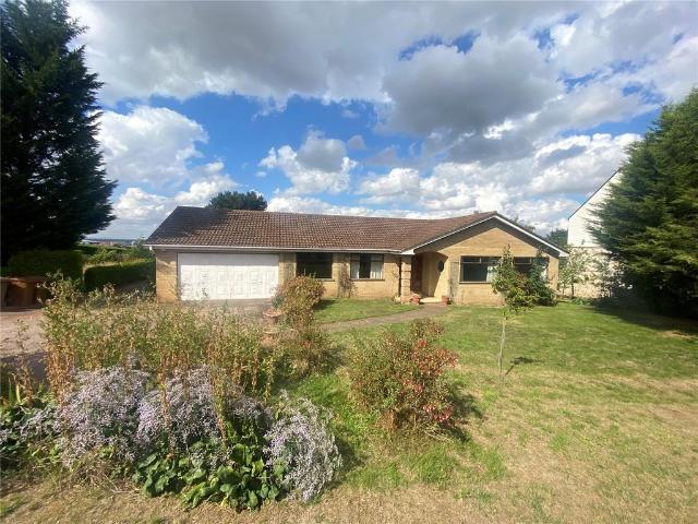 4 bedroom bungalow for sale