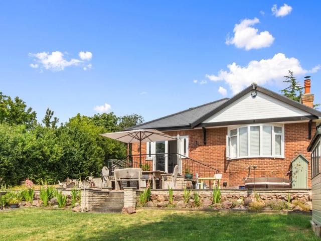 4 bedroom bungalow for sale