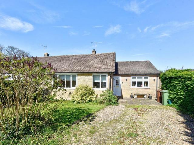 4 bedroom bungalow for sale