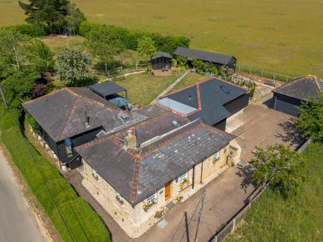 4 bedroom bungalow for sale