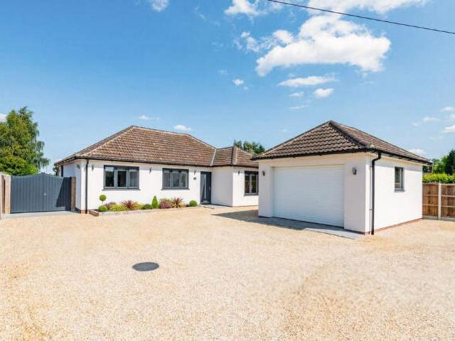 4 bedroom bungalow for sale