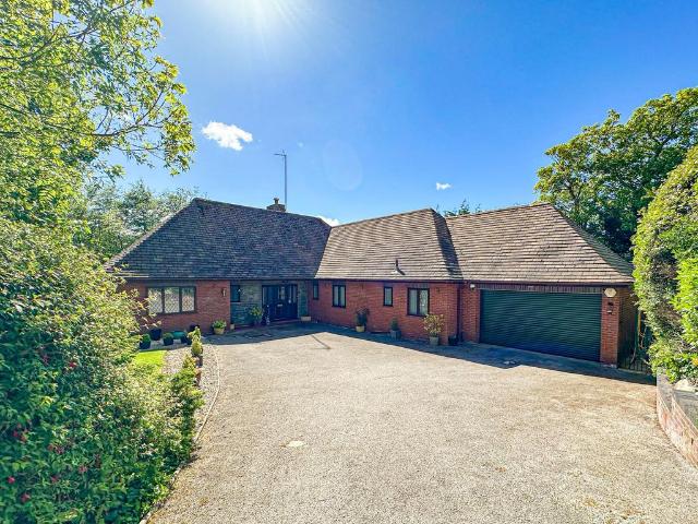 4 bedroom bungalow for sale