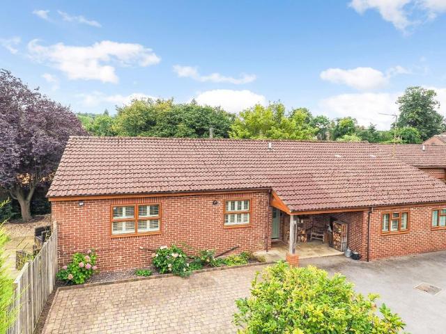 4 bedroom bungalow for sale