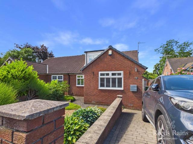4 bedroom bungalow for sale