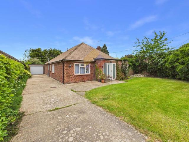 4 bedroom bungalow for sale