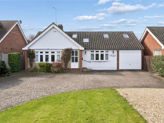 4 bedroom bungalow for sale