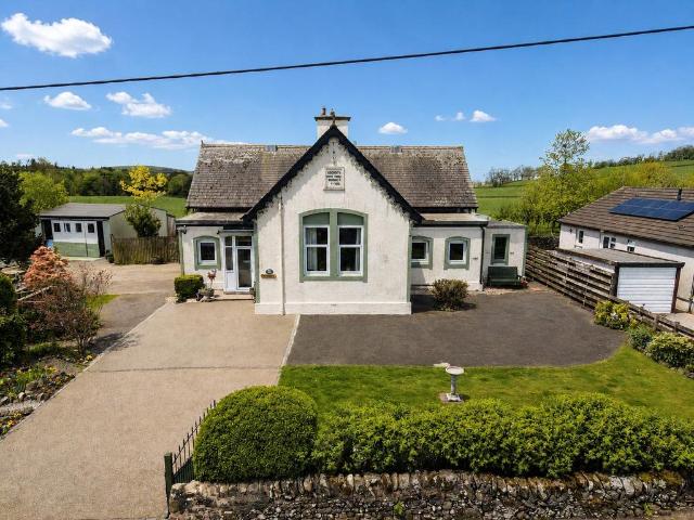 4 bedroom bungalow for sale