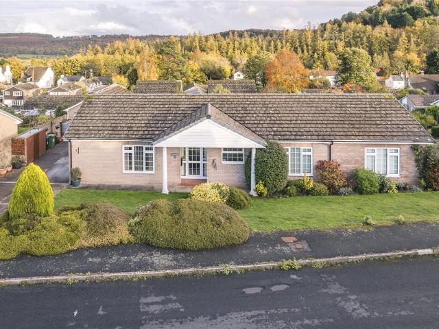 4 bedroom bungalow for sale