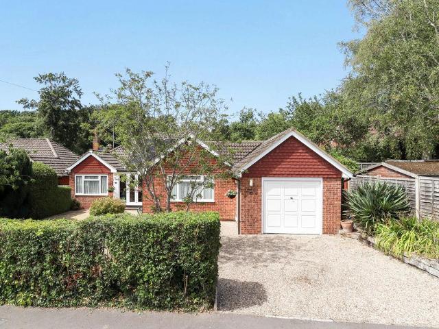 4 bedroom bungalow for sale