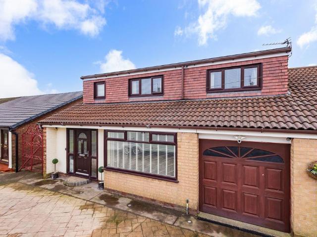 4 bedroom semi detached bungalow for sale