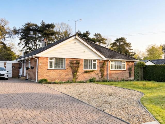 4 bedroom bungalow for sale