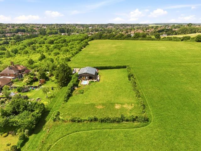 4 bedroom bungalow for sale