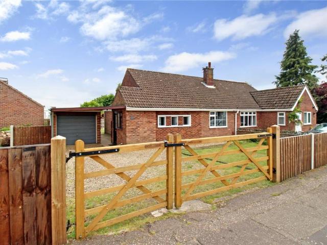 4 bedroom bungalow for sale