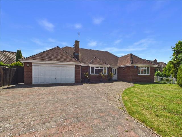 4 bedroom bungalow for sale