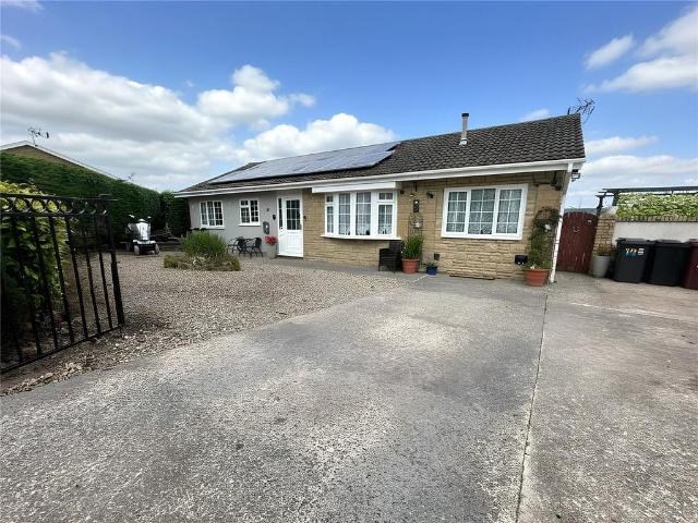 4 bedroom bungalow for sale
