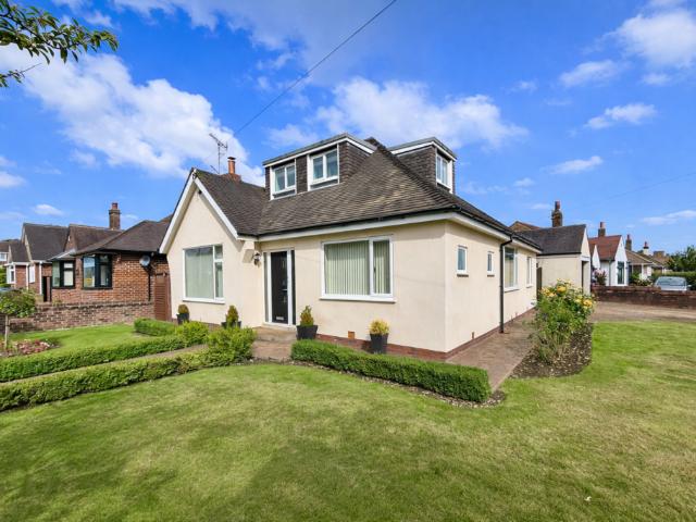 4 bedroom bungalow for sale