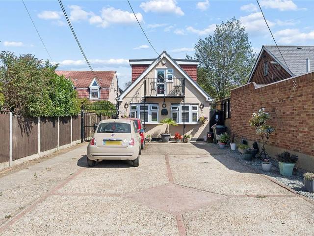 4 bedroom bungalow for sale