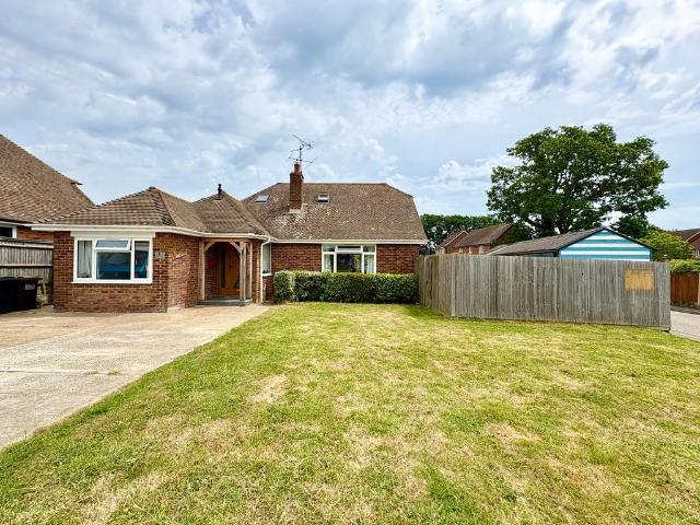 4 bedroom bungalow for sale