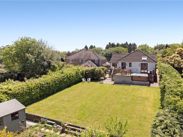 4 bedroom bungalow for sale