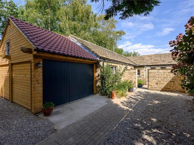 4 bedroom bungalow for sale