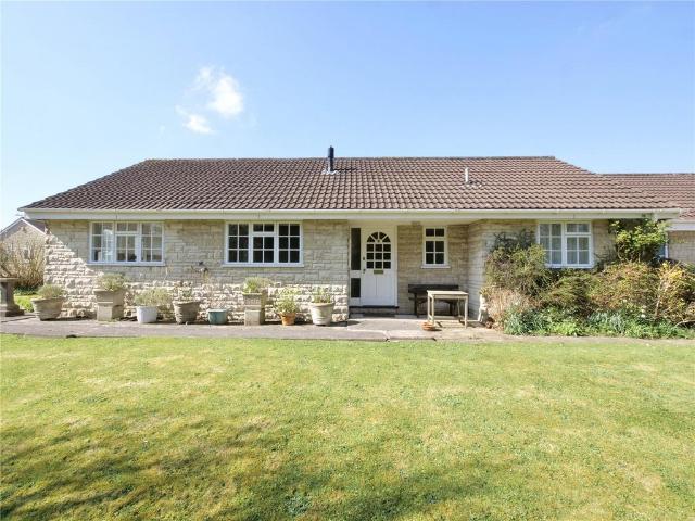 4 bedroom bungalow for sale