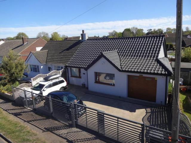4 bedroom bungalow for sale
