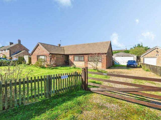 4 bedroom bungalow for sale