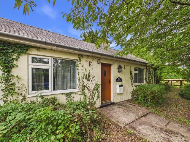 4 bedroom bungalow for sale