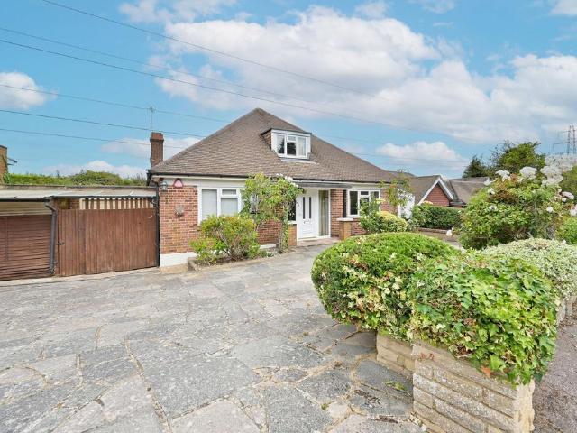 4 bedroom bungalow for sale