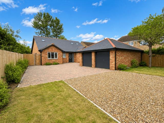 4 bedroom bungalow for sale
