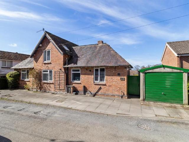 4 bedroom bungalow for sale