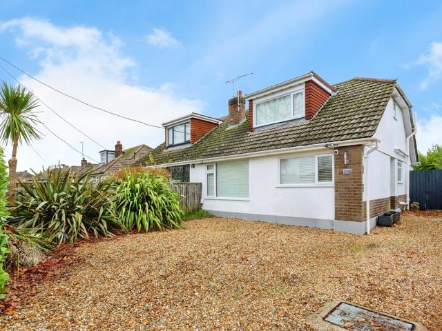 4 bedroom bungalow for sale
