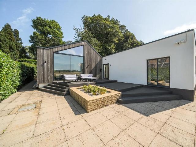 4 bedroom bungalow for sale