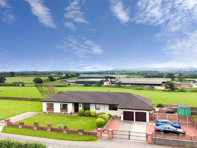 4 bedroom bungalow for sale
