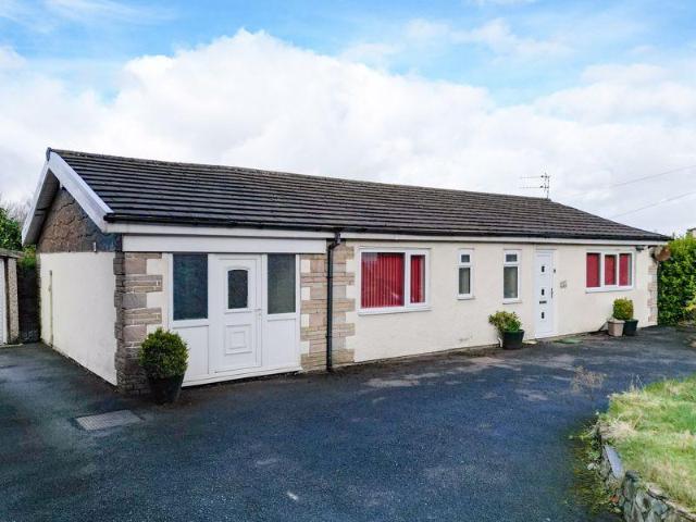 4 bedroom bungalow for sale