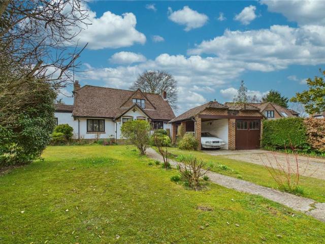 4 bedroom bungalow for sale