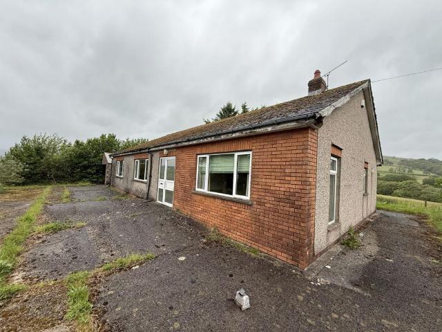 4 bedroom bungalow for sale