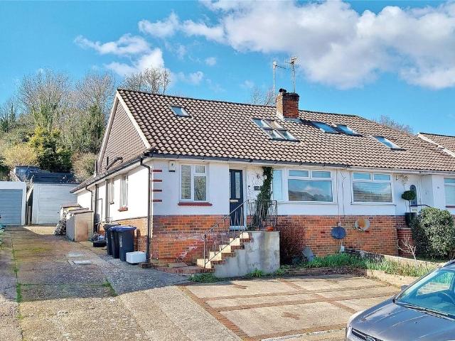 4 bedroom bungalow for sale