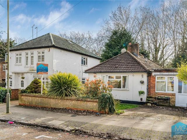 4 bedroom bungalow for sale