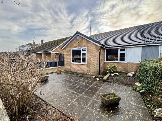 4 bedroom bungalow for sale
