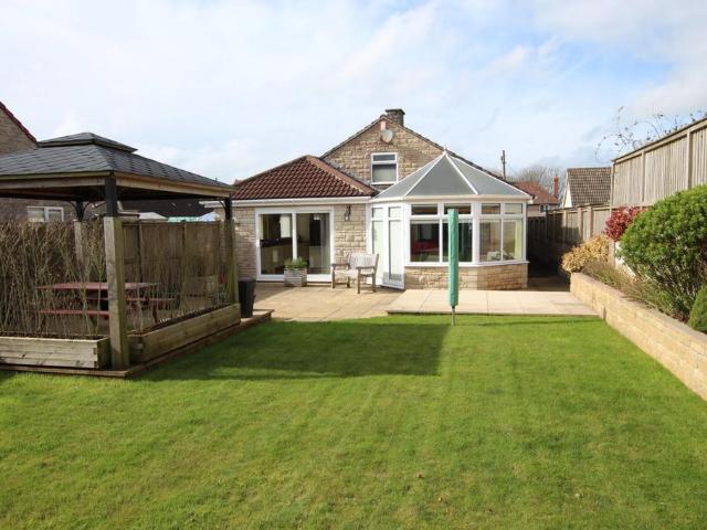 4 bedroom bungalow for sale