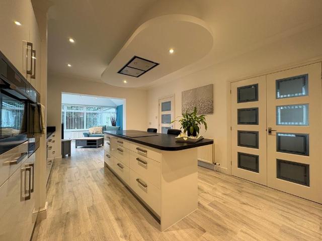 4 bedroom bungalow for sale