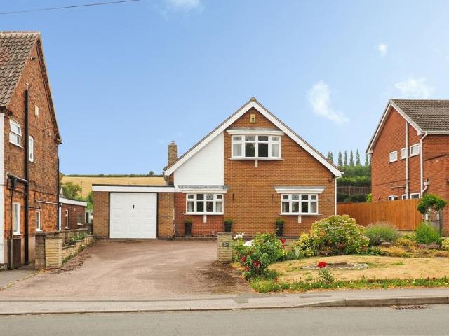 5 bedroom bungalow for sale