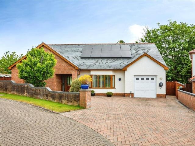 4 bedroom bungalow for sale