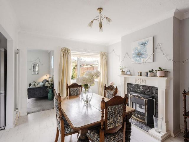 4 bedroom bungalow for sale
