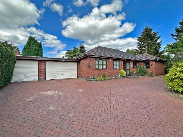 4 bedroom bungalow for sale